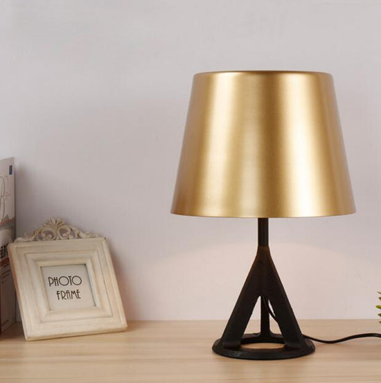 Base Metal Table Lamp – BELECOME