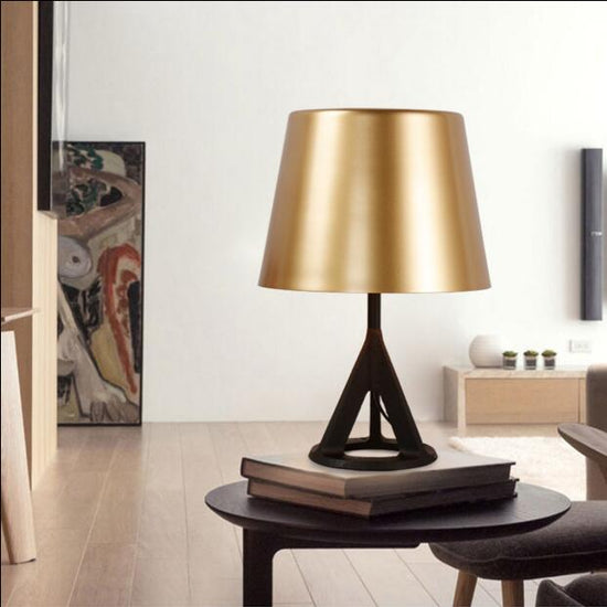 Base Metal Table Lamp – BELECOME